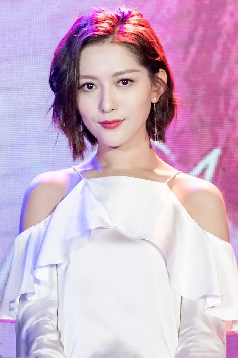 Wang Ziyun - a beauty with both strength and beauty - iNEWS