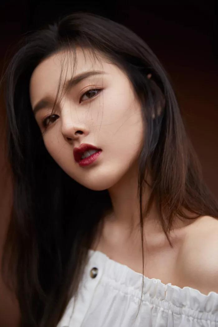 Song Zuer is so beautiful - iNEWS