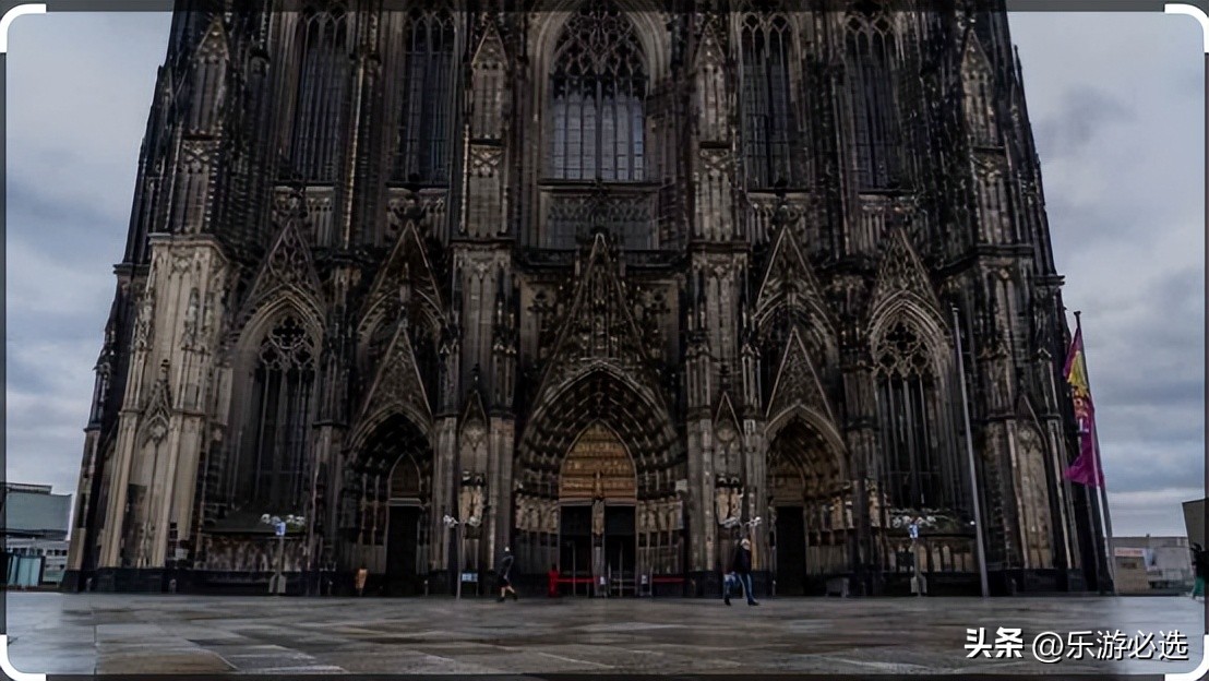 Summer Vacation & City Tour in Germany - Summer here is like Autumn - iNEWS
