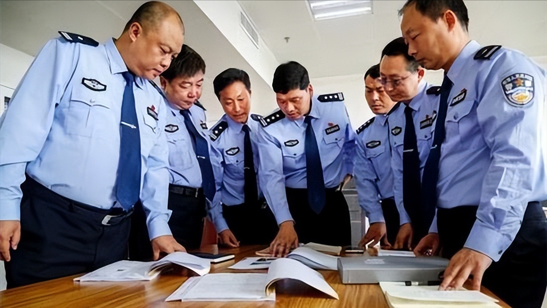 Hunan gangster Deng Wenbin: Special forces turned into demons, carrying 29 life debts in 12 ...