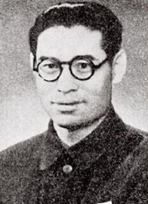 In 1954, after Gao Gang committed suicide, Premier Zhou personally ...
