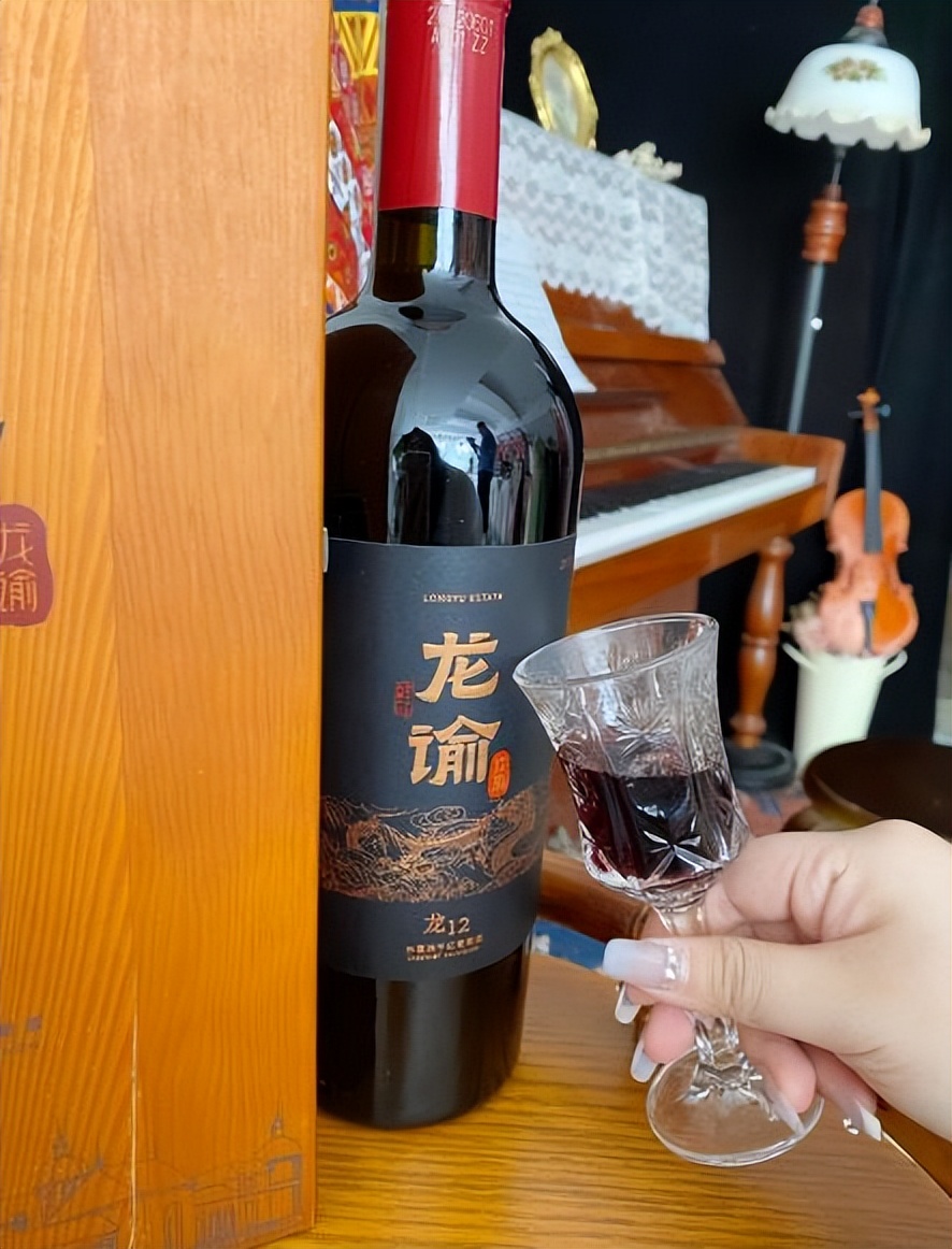 Choosing high-end red wine for business banquets is half the battle ...