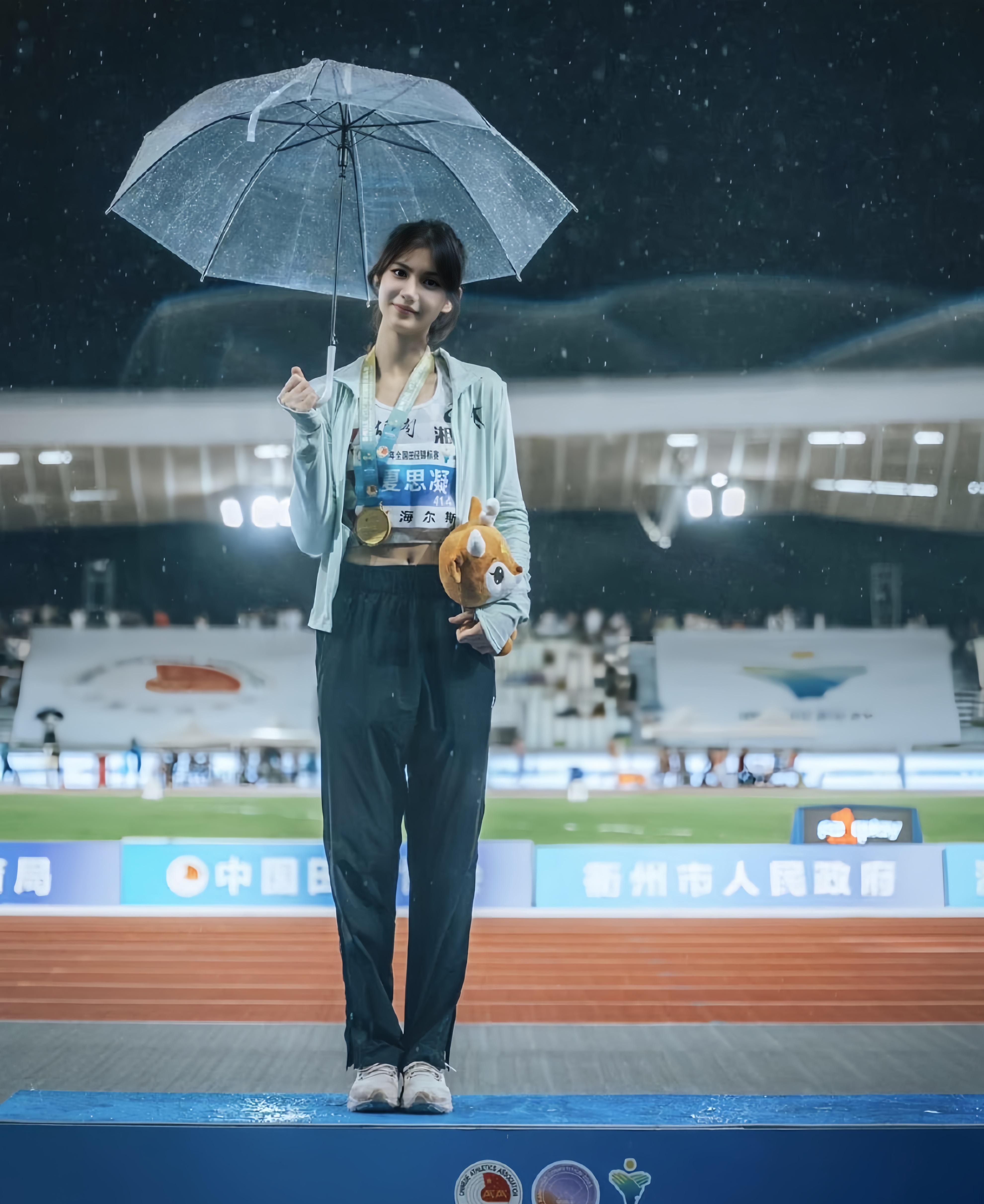 Wu Yanni and Xia Sining, China's two sports aces, have exploded in the ...