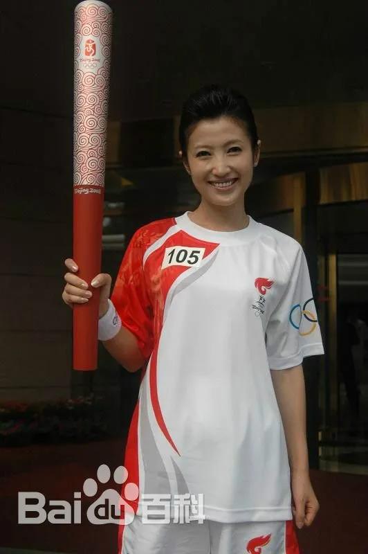 Chun Ni, host of Beijing TV - iNEWS