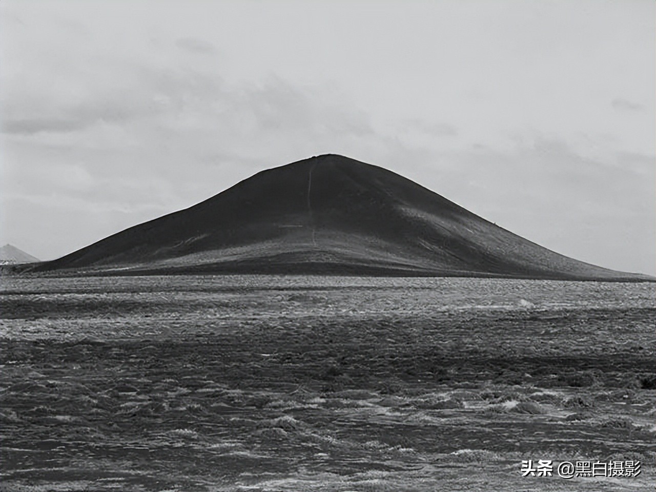 subtle light and shadow... - iNEWS