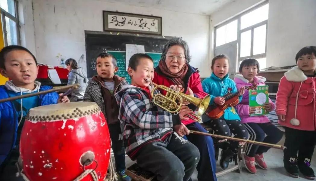 Deng Xiaolan: The Dreamer Behind the Voice of Heaven - iNEWS