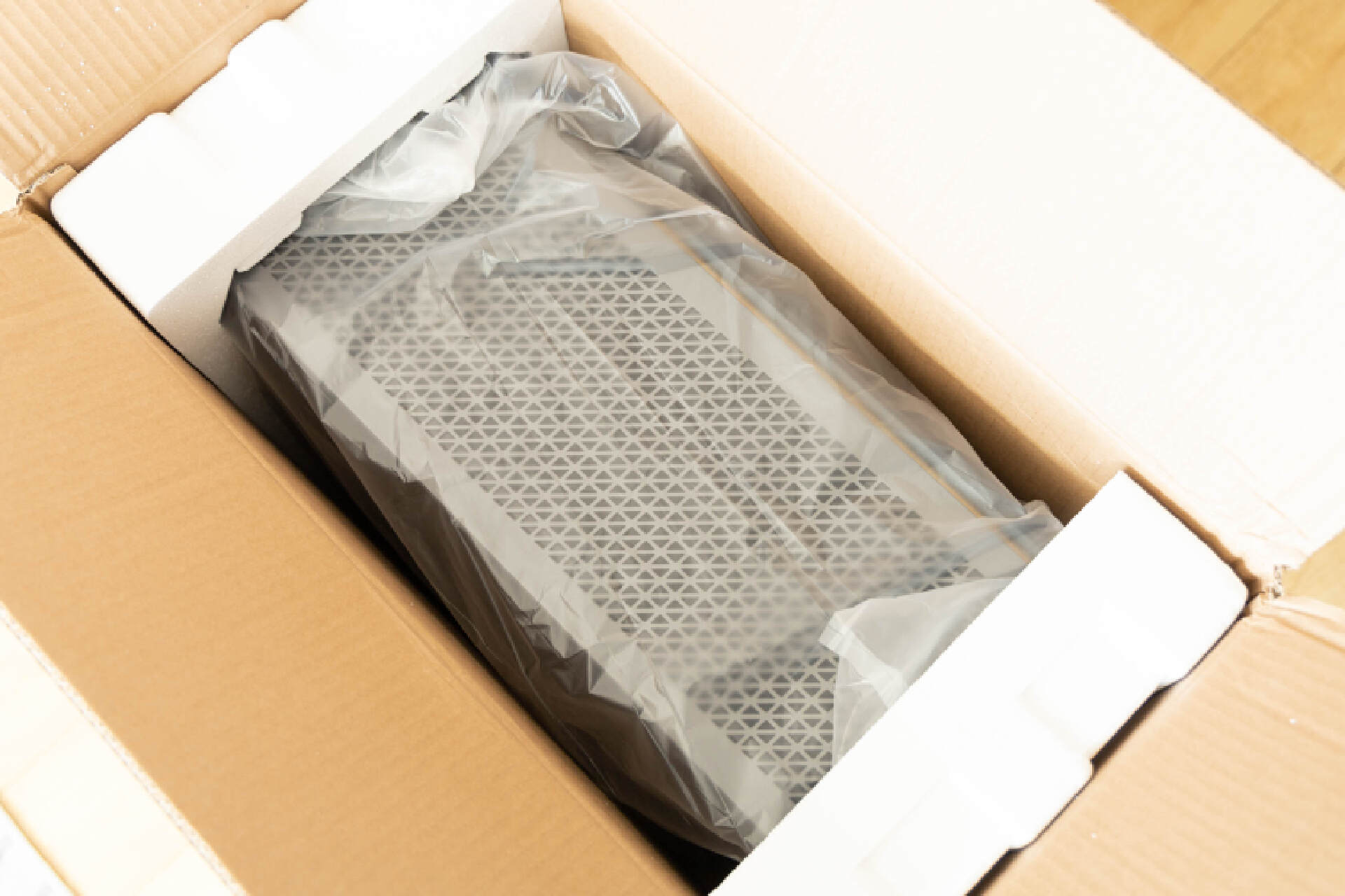 Quiet and reliable, excellent texture, Antec P20C installation ...