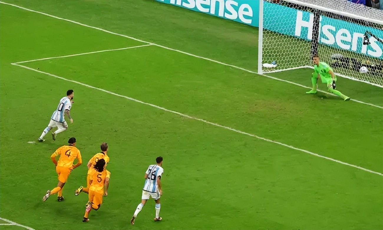 Messi's pass shot Argentina's 6-5 win over the Netherlands, coach ...