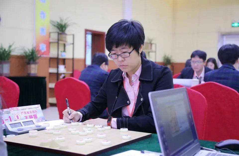 Three legends in the women's chess world: Tang Dan's rise, Wang Linna's ...