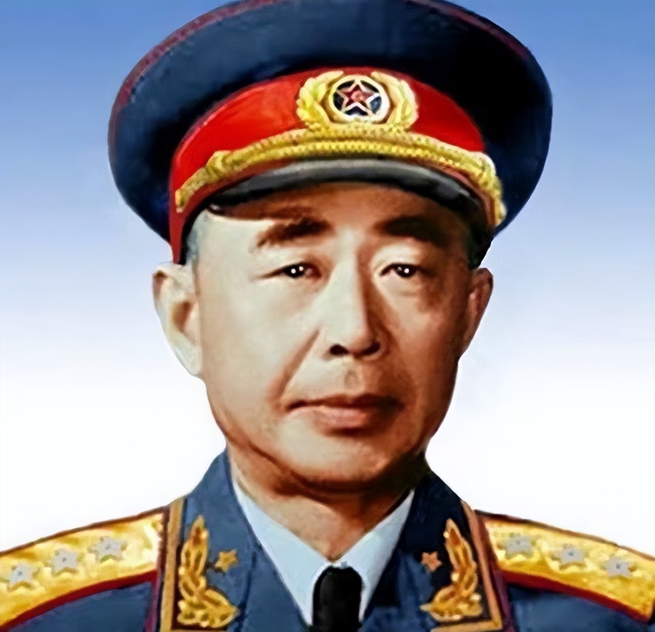 Chen Mingren brought a gun to the meeting, Chi Haotian said a few words ...