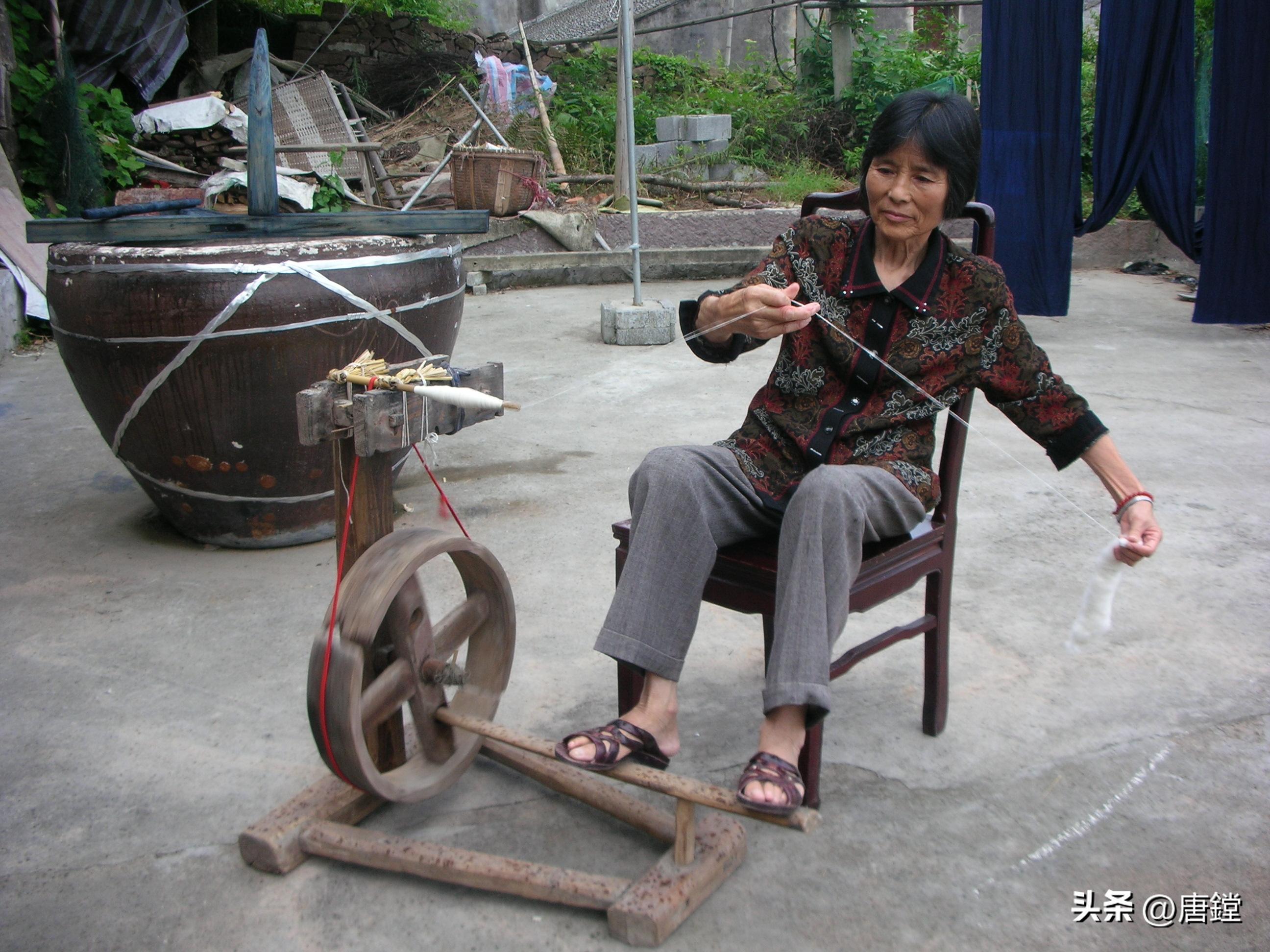 Traveling through time and space, appreciate the charm of soil spinning ...