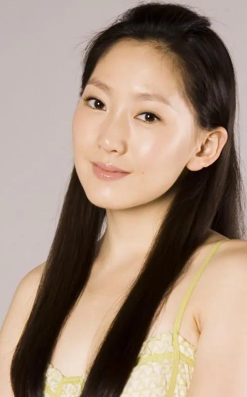 Beautiful pictures of Cao Xinyue - iNEWS