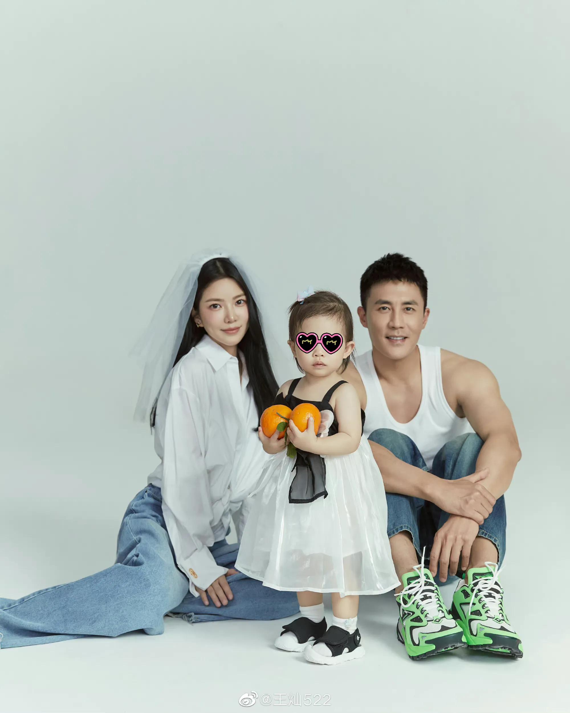 Wang Can is here again?Is Du Chun really hot? - iNEWS