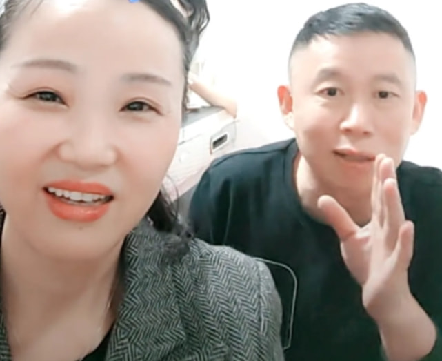 Totally on fire!Sun Haiyang's family of 5 was invited by 7 TV stations for the Spring Festival ...