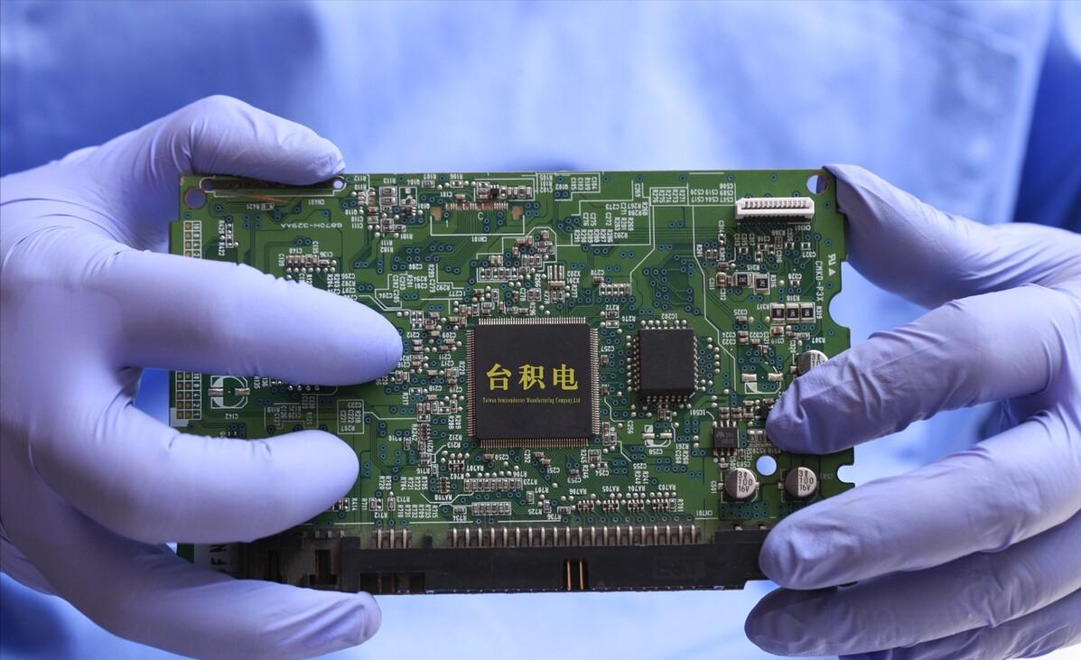 TSMC's 2nm chips are about to be mass-produced, and SMIC has just successfully developed 55nm ...