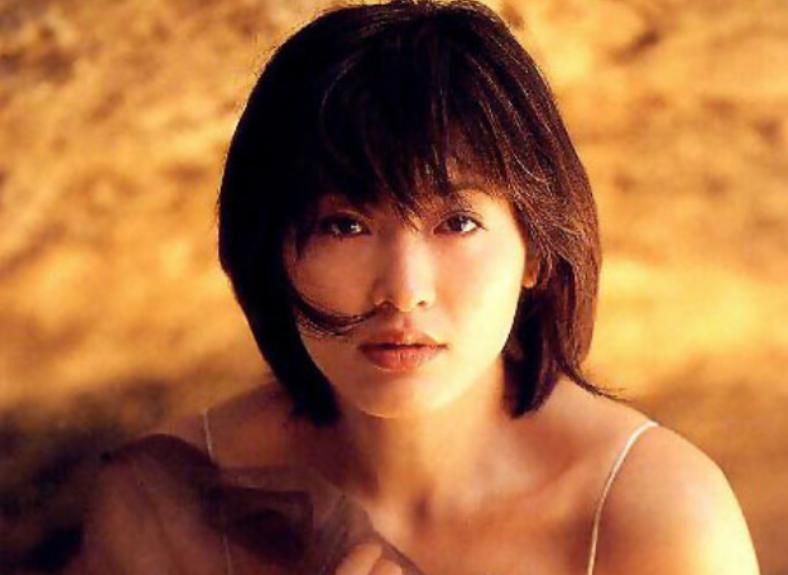 "The most beautiful Pan Jinlian" Yang Simin: She has a graceful figure ...