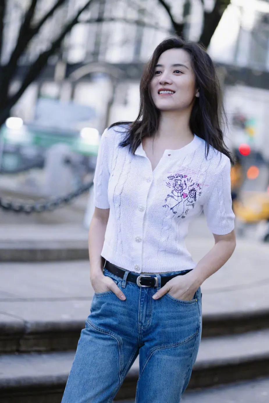 Song Jia's recent outfits - iNEWS