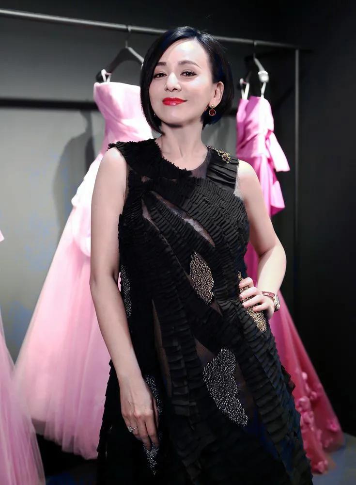 Shanghai Beauty Queen Lin: The atmosphere is elegant and sweet (I think ...