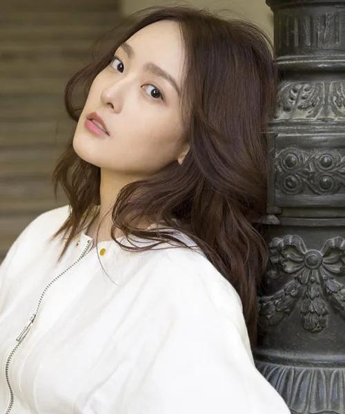 Yang Zhiying is so beautiful - iNEWS
