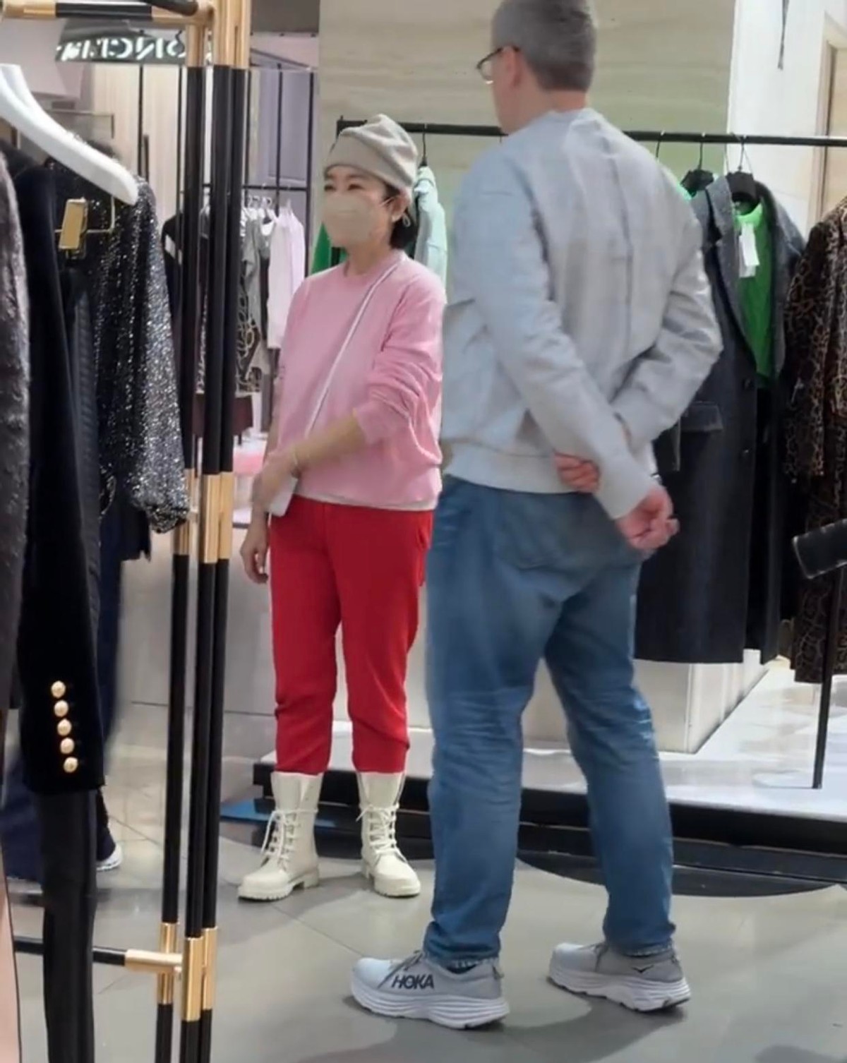 68-year-old Brigitte Lin went shopping without makeup, and passers-by ...