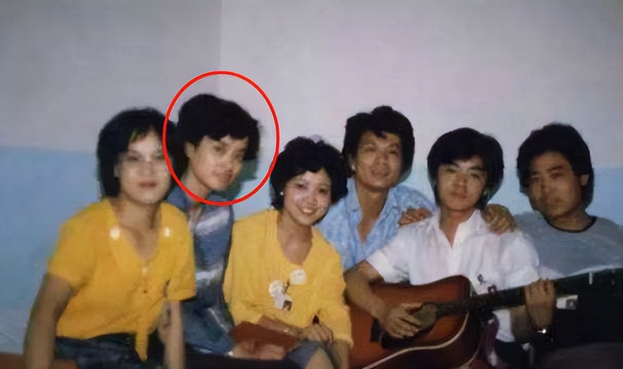 Singer Mao Amin: Married to a wealthy husband at the age of 39, had two ...