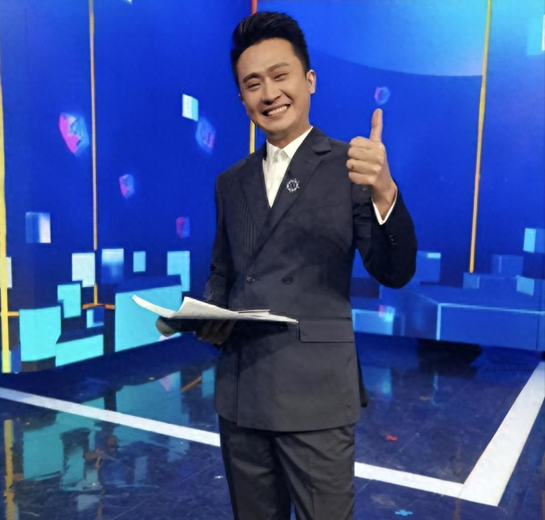 This time, the 42-year-old "CCTV celebrity" Yang Fan made the whole ...