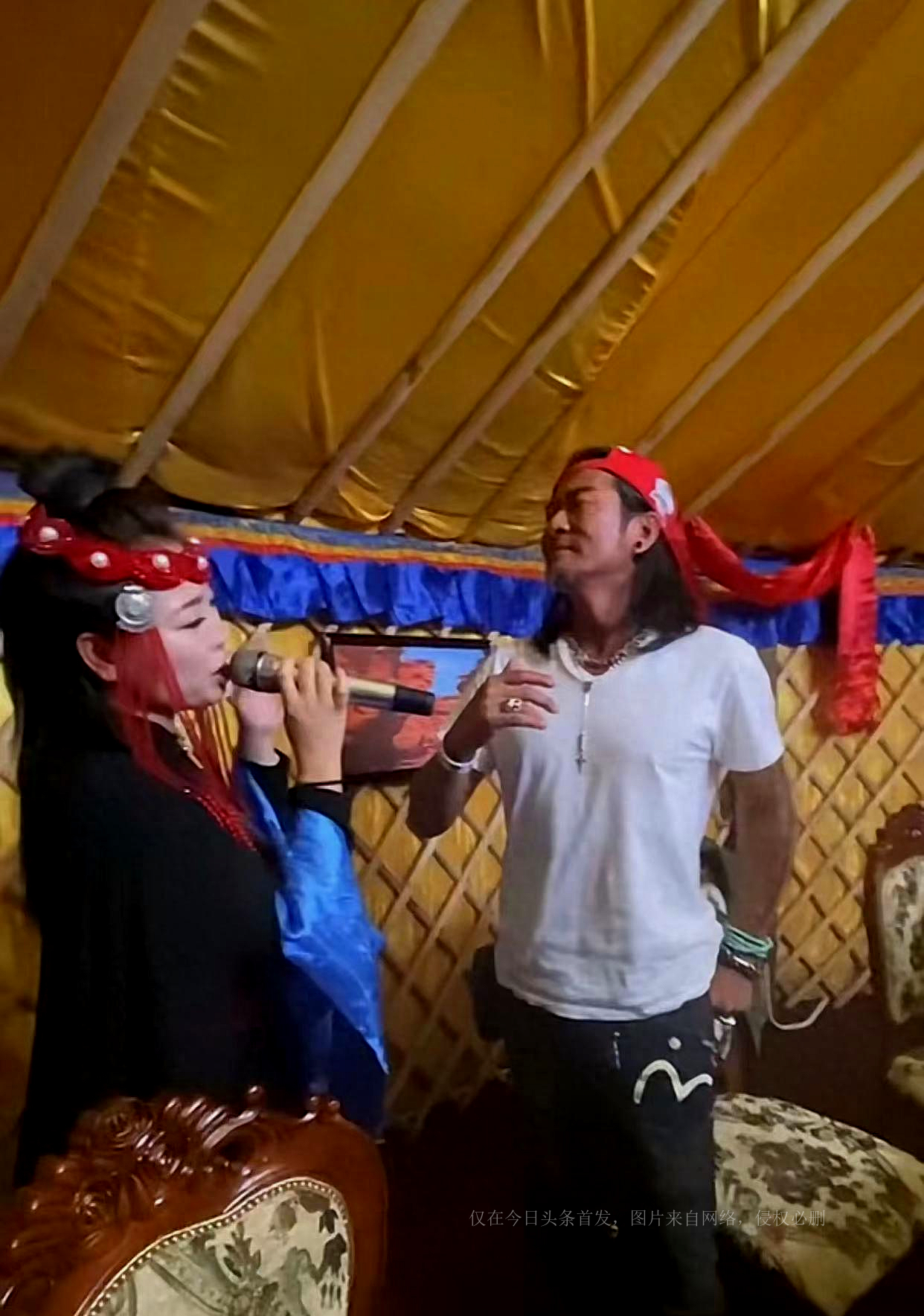 58-year-old Sun Xing was so excited after a big meal that he hugged the ...