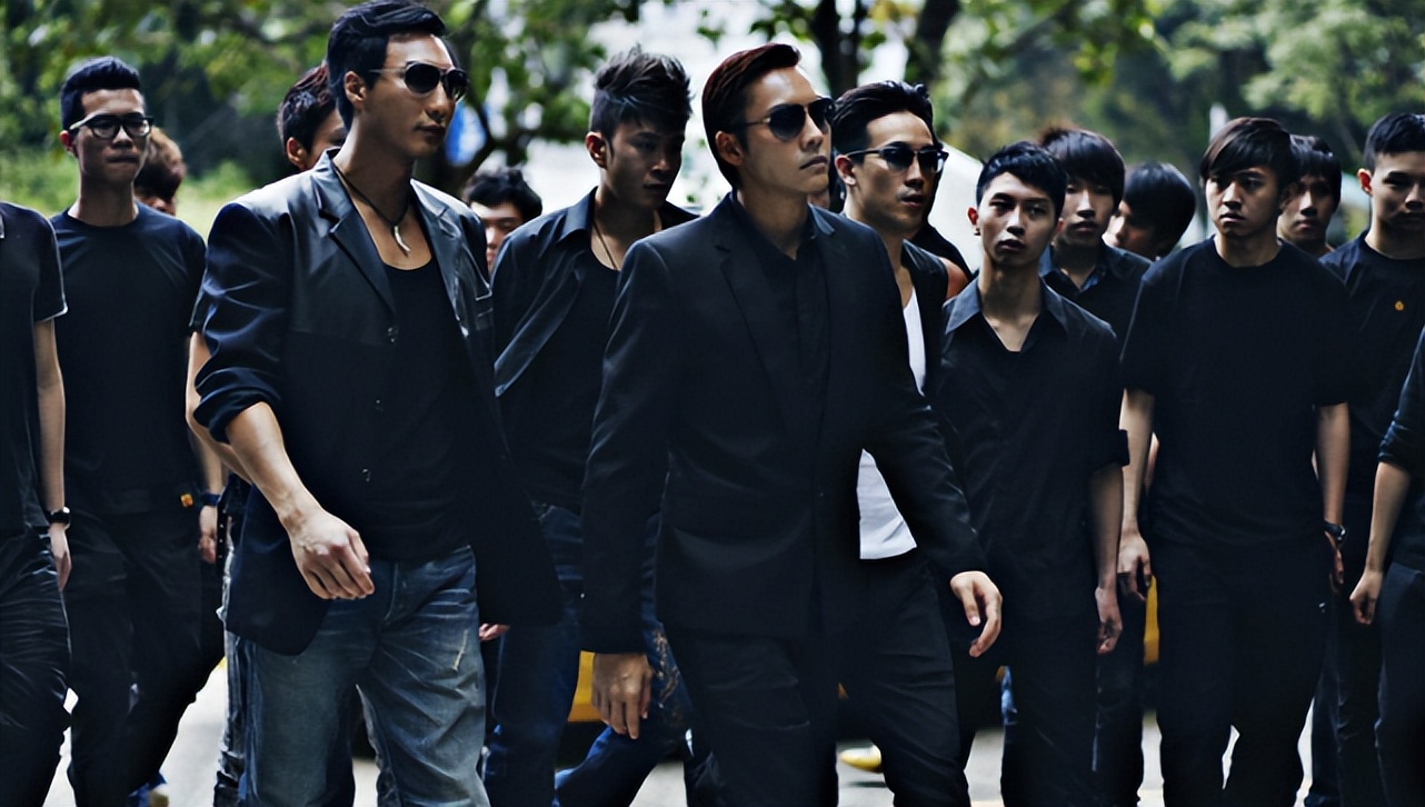 Zhang Jiahao, king of Northeast China who covered the sky with one hand ...