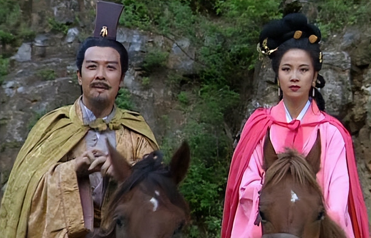 Zhou Yu was really mad at Zhuge Liang? Don't be brainwashed by Luo ...