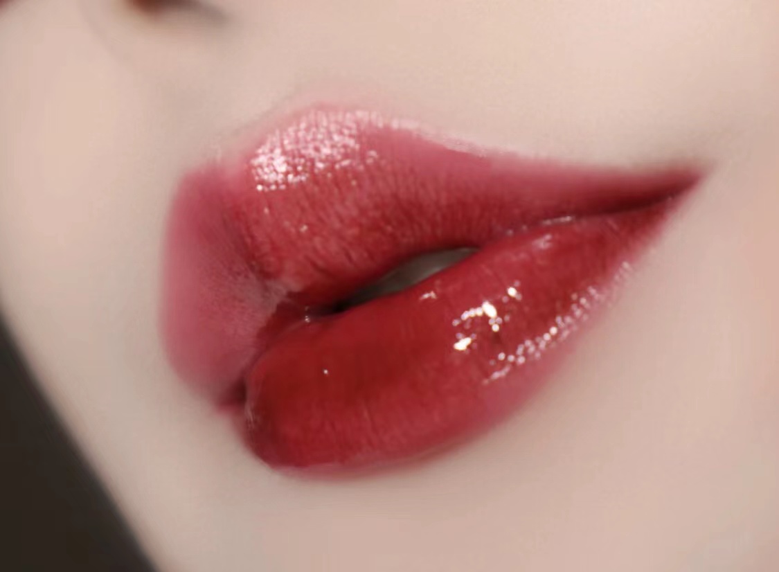 Beauty is not accidental. Choosing the right lipstick is the key. These ...