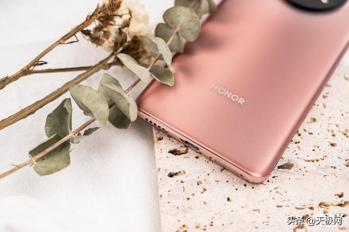 Honor X40 screen quality has been improved or OLED curved screen - iNEWS