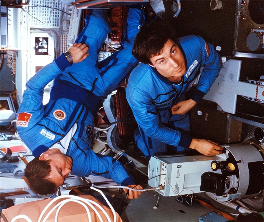 Astronaut Krikalev: The Soviet Union disintegrated and there was no ...
