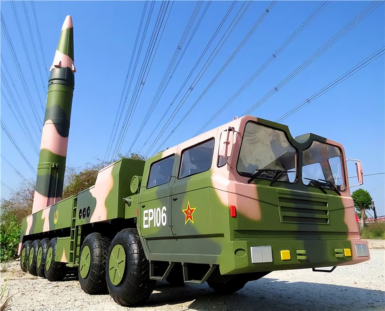 Well done! Dongfeng 27 successfully sank the target ship, and the US ...