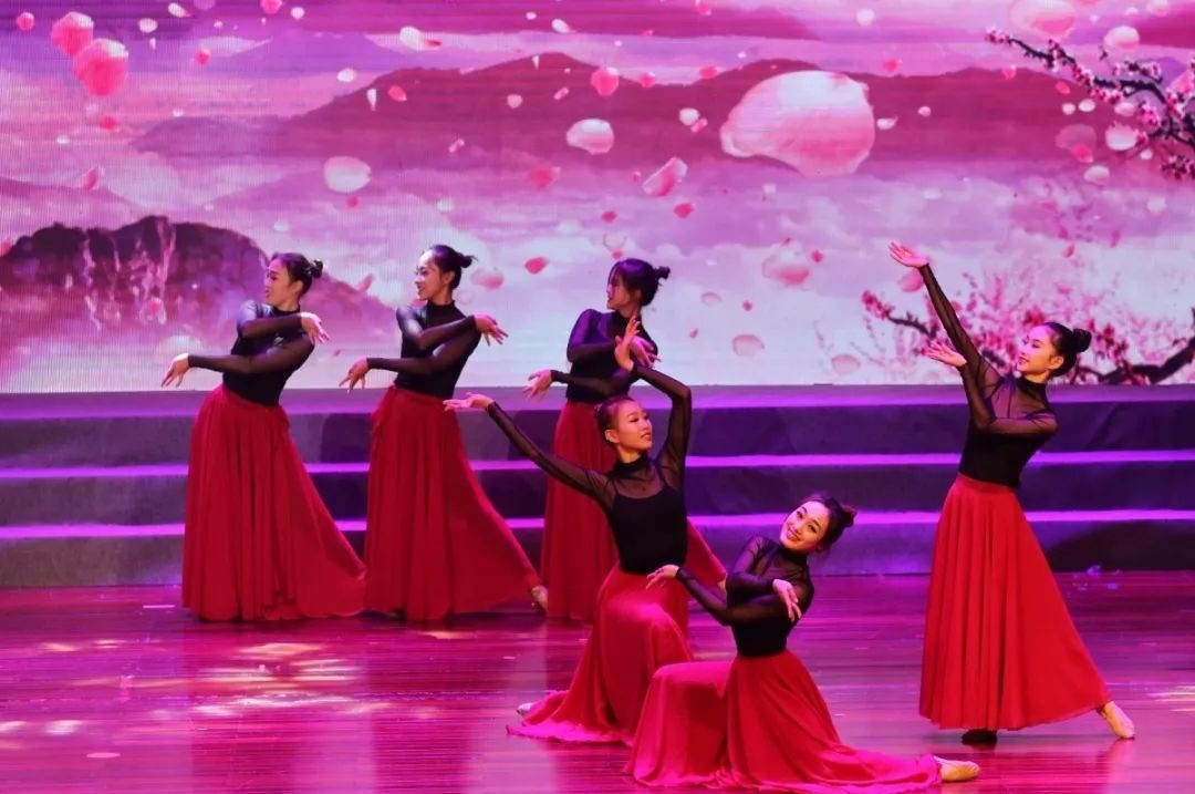 Before the end of 2024, four national first-class actors passed away ...