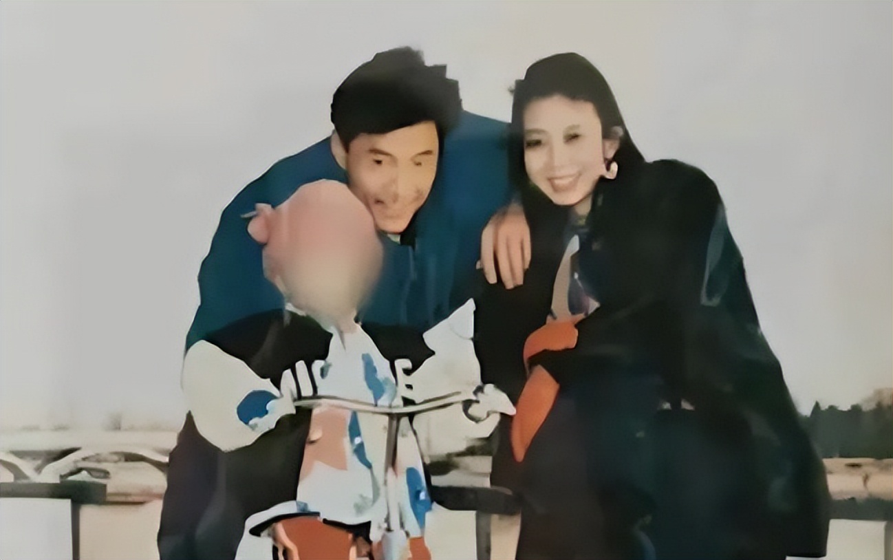 Yu Rongguang, an old drama: He earns money and makes food, why at the age of 63, his wife ...