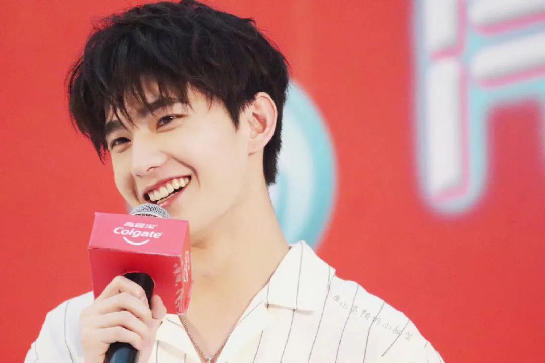 From a handsome boy to a "square-faced uncle", has the 32-year-old Yang ...