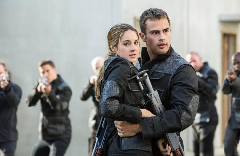 "Divergent 1 Awakening of Alien": Teresa's road to the brave in pursuit of the truth - iNEWS