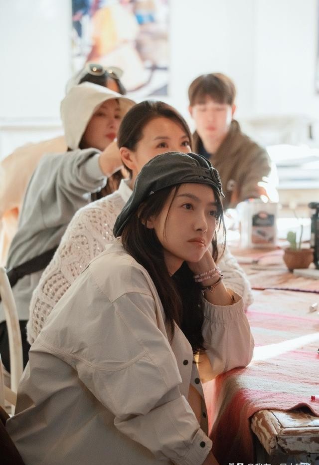 Tian Jiarui coaxed Jin Chen in a textbook way in "Flowers and Youth ...
