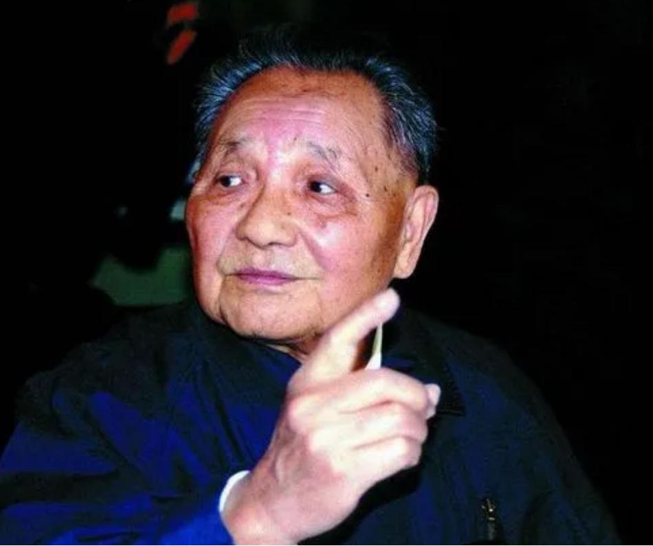 Deng Gong cultivated two successors, why Jiang Zemin was chosen in the ...