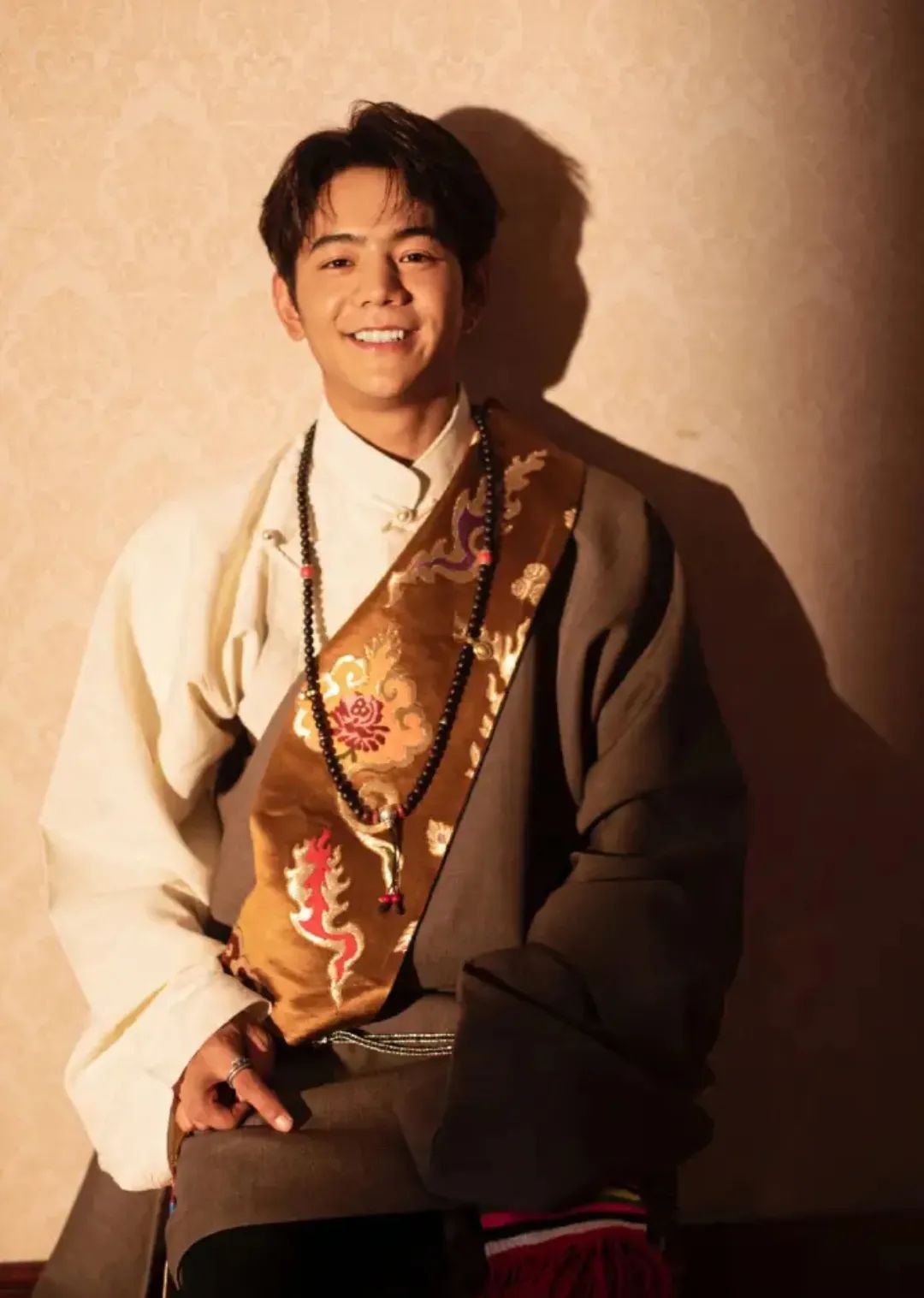 Zhou Dongyu, Xu Ruohan, Li Runqi, Ding Zhen, Shi Hang - iNEWS