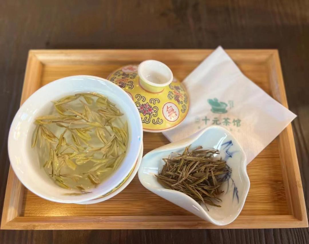 Cao Yang and his "Ten Yuan Tea House" - iMedia