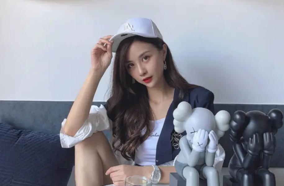 "Chen Xiang at 6:30" staged a kiss scene, Leng Meng and Wang exploded ...