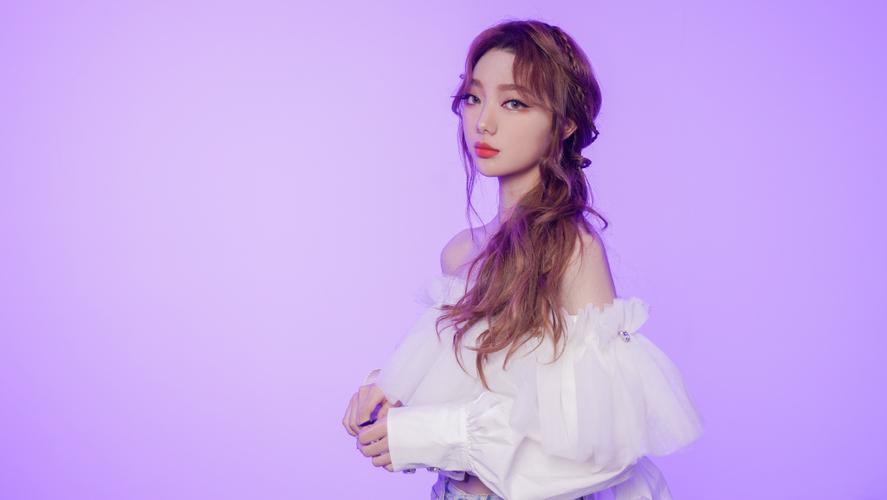 Focusing on singing instead of acting, Li Ziting has grown into a big ...