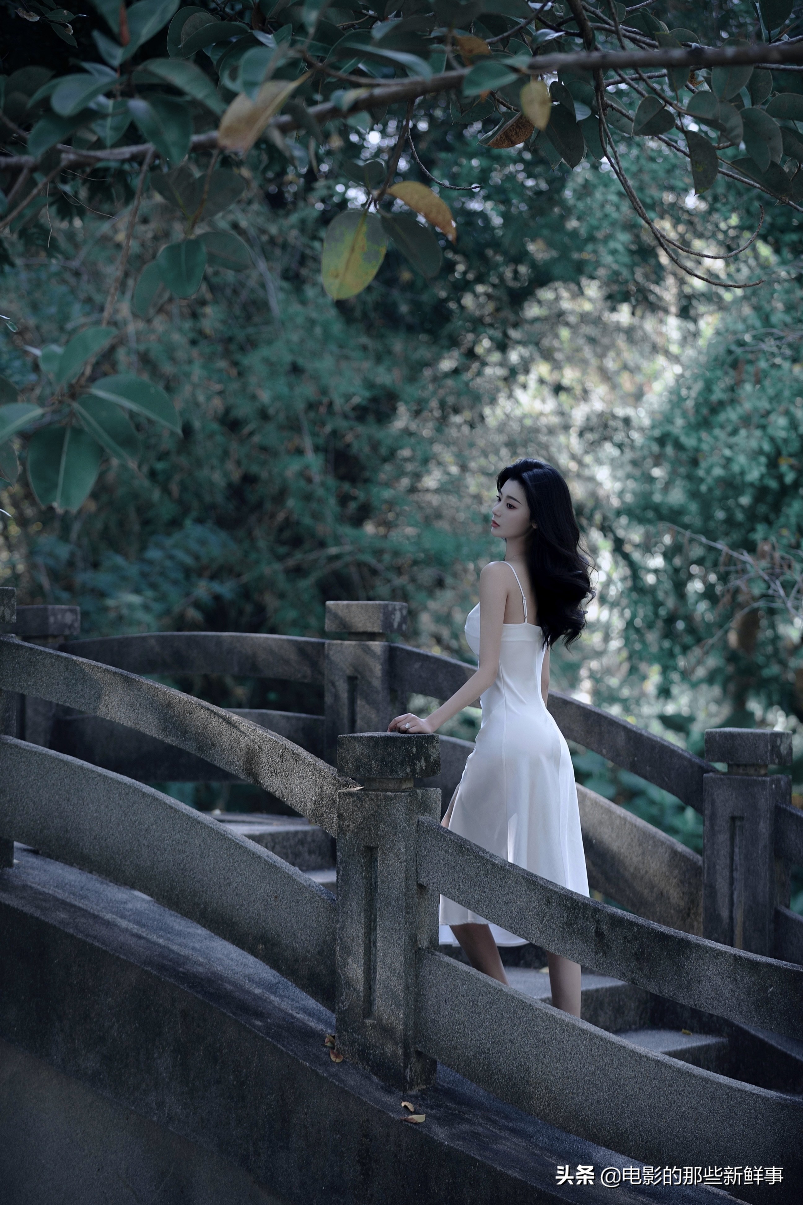Post-95s beautiful actress Wang Xingchen's beautiful photo, pure and ...