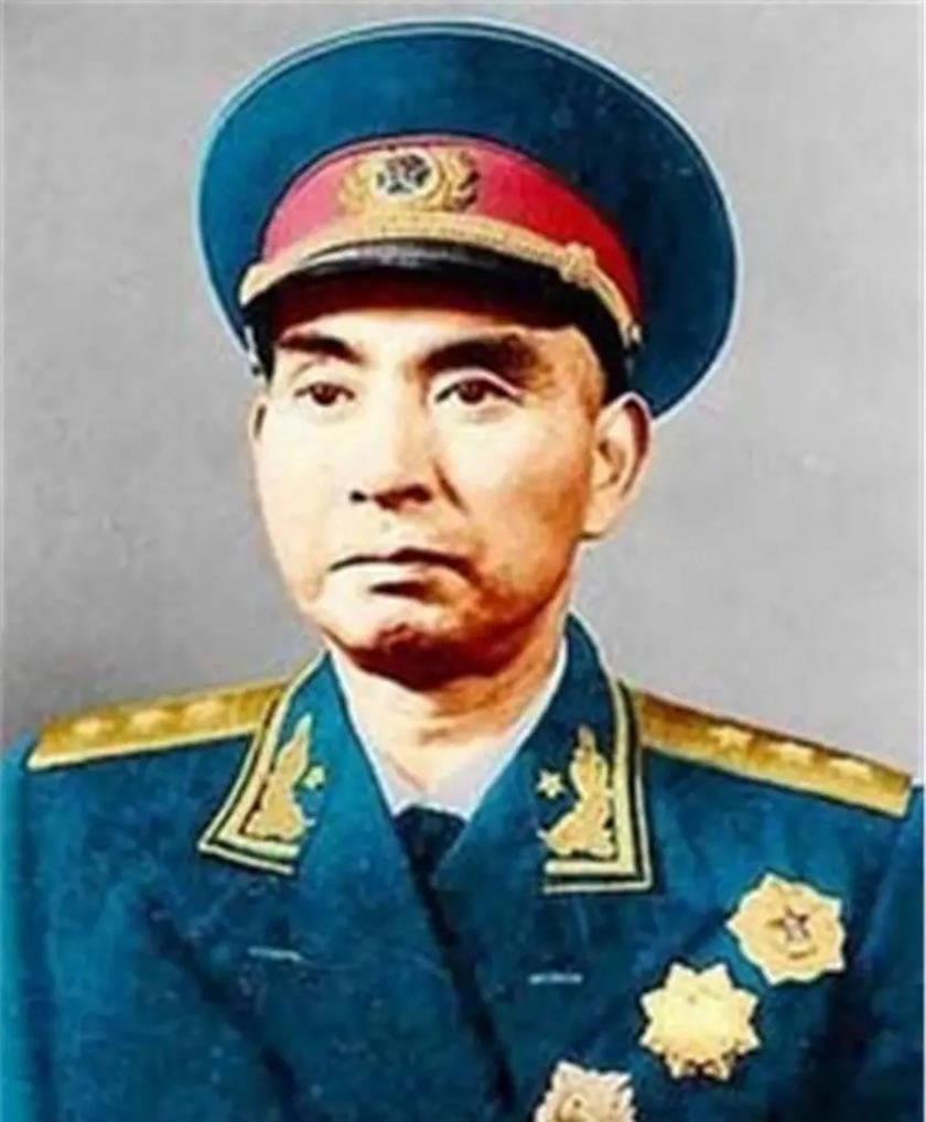 General Yang Yong was injured by a subordinate when he was in trouble ...