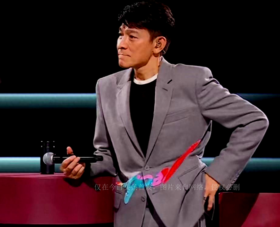 Andy Lau sang until his voice became hoarse during his online concert ...