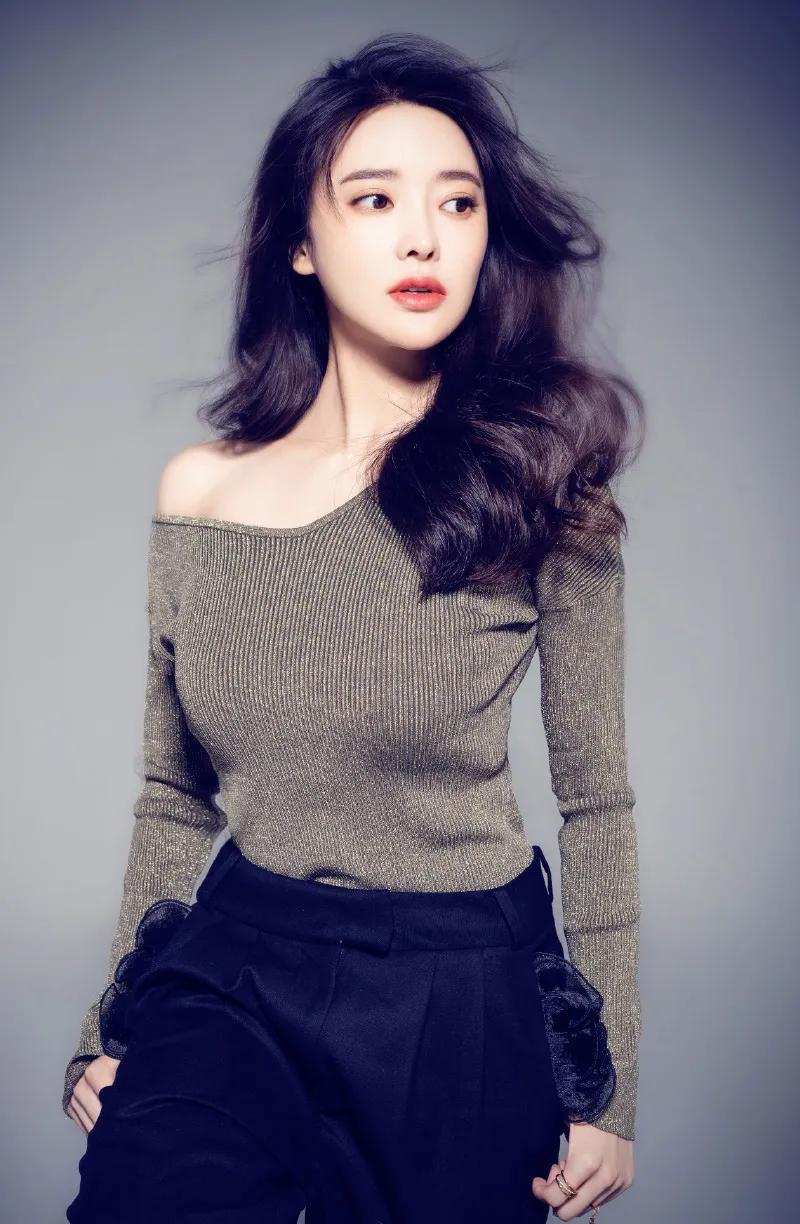 Zhang Xuan's beautiful pictures - iNEWS