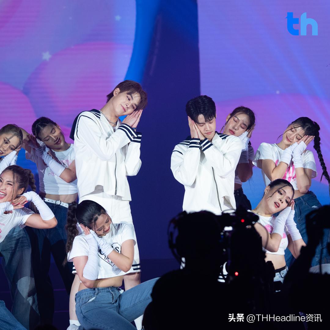 Meen Ping Did His Best To Give Fans Happiness And Joy At The First Meeting Inews