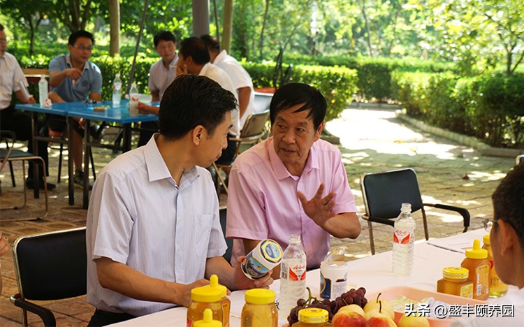 "Western spies" detained by the Red Army during the Long March - iMedia