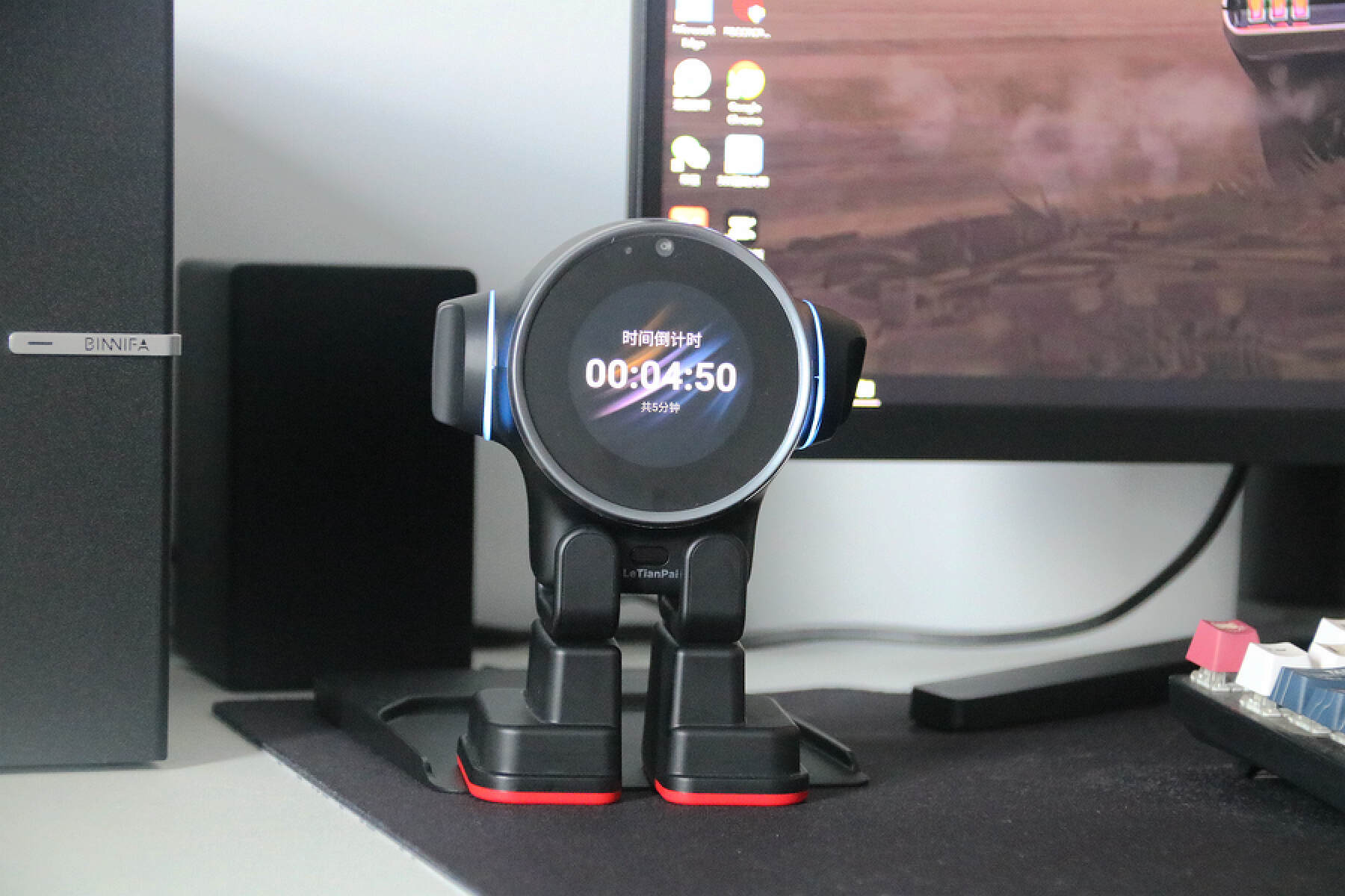 The real all-round AI voice desktop robot, the optimist desktop robot ...